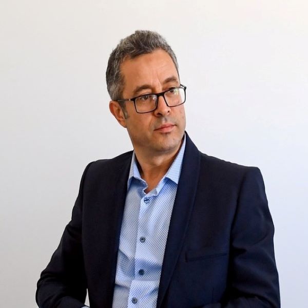 Laboratories Pharmador